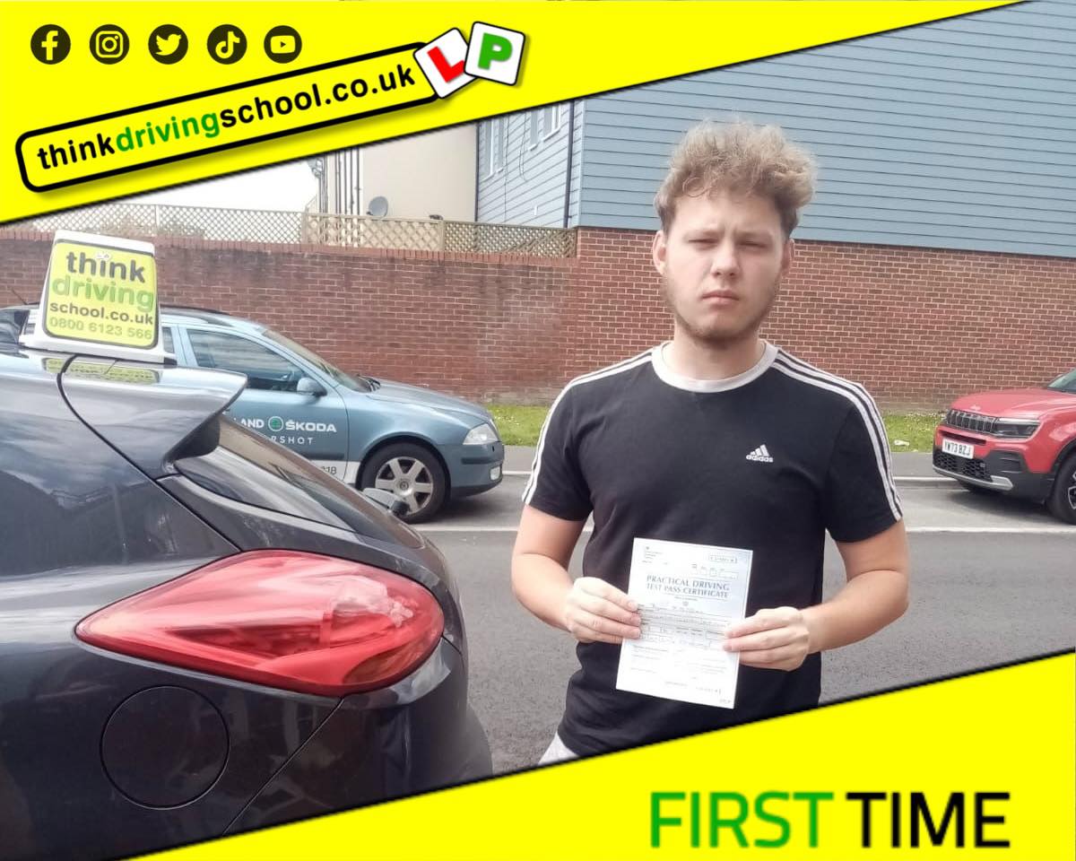 Driving Lessons in Hampshire, Surrey, Berkshire, London | Qualified ...